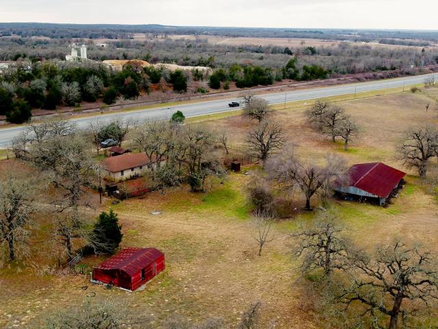 1682 W Us Highway 79