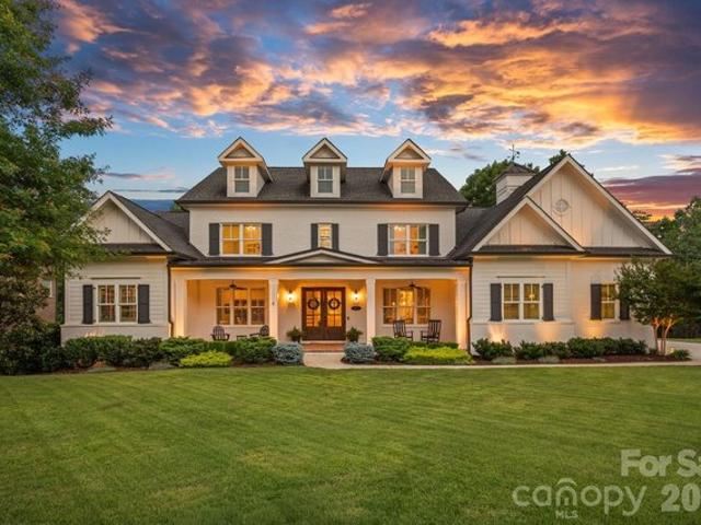 16830 Reinsch Dr, Davidson, NC 28036