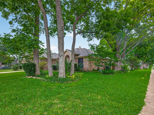 16831 Dunbar Grove Court