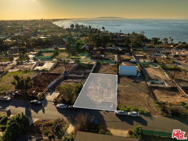 16832 Bollinger Dr, Pacific Palisades, CA 90272