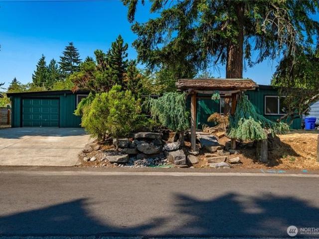 16835 rd Ave SE, Renton, WA 98058