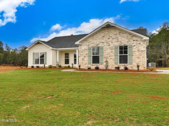 1683 Pine Ridge Drive N