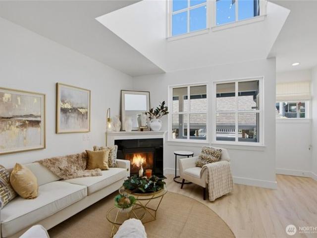 168 18th Ave Unit B, Seattle, WA 98122