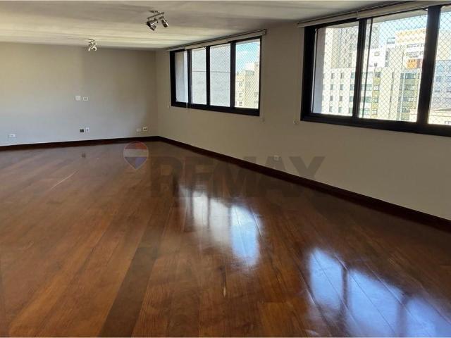 168 Área Útil Apartamento Alugar, 3 Dormitórios localizado em Jardim Europa, São Paulo, São Paulo, 01454000 | Brasil