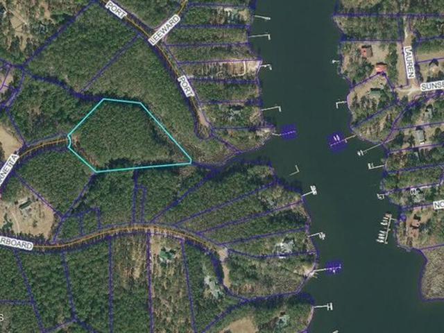 168 Arnetta Way N, Oriental, NC 28571