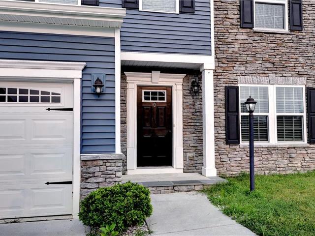 168 Boxwood LN
