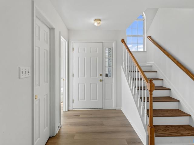168 buttercup ln