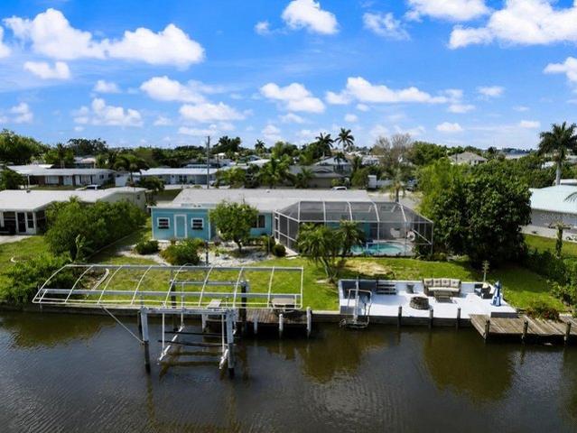 168 Buckeye Ave NW, Port Charlotte, FL 33952