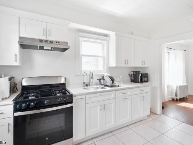 168 Garden Ave