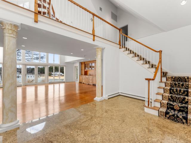 168 Garrison Ln, Osterville, MA 02655 | MLS #22505