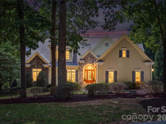 168 Dedham Loop
