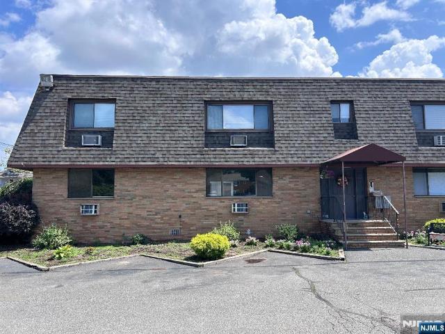 168 Diamond Bridge Avenue # 1