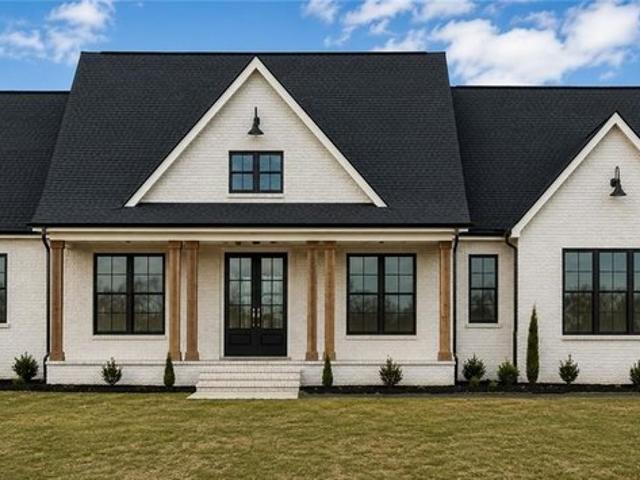 168 Emory Ct, Lexington, NC 27295
