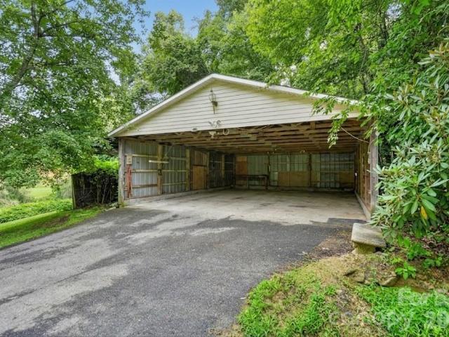168 Huntley Road
