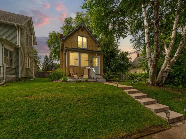 168 Hurley Street E