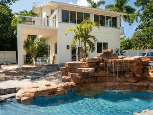 168 Indian Mound Trl, Plantation Key, FL 33070