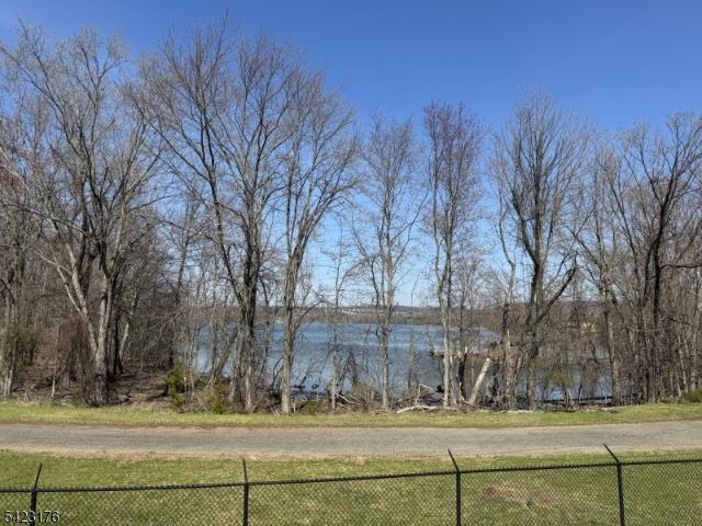 168 Levinberg Ln, Wayne, NJ 07470 | MLS #4019 | Compass