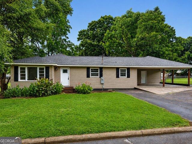 168 Moore St, Trion, GA 30753
