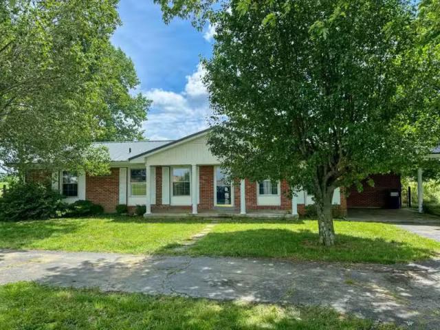 168 NAPIER RD, LAWRENCEBURG, TN 38464 Single Family Residence.