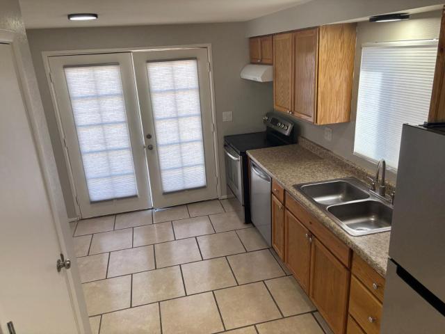 168 S 54th St, Unit B, Mesa, AZ 85206 | MLS #7004