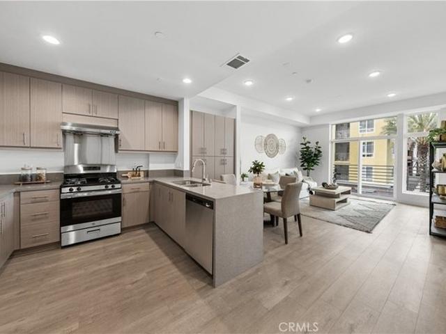 168 S Monterey St Unit 205, Alhambra, CA 91801