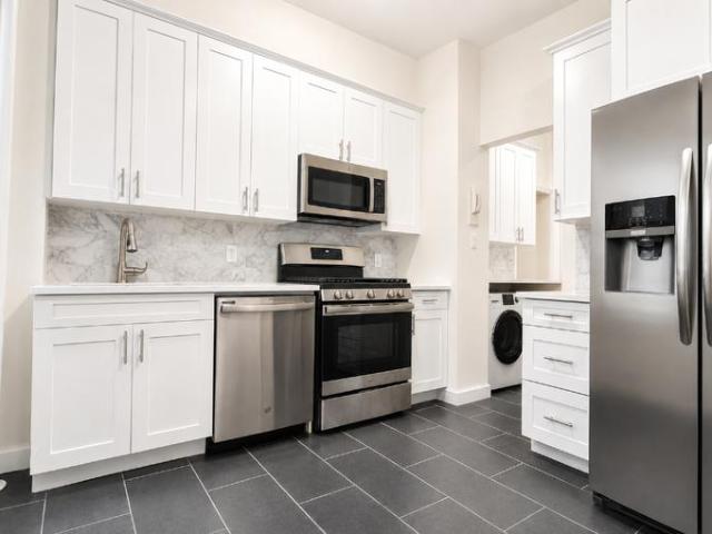168 W 86th Street 15B