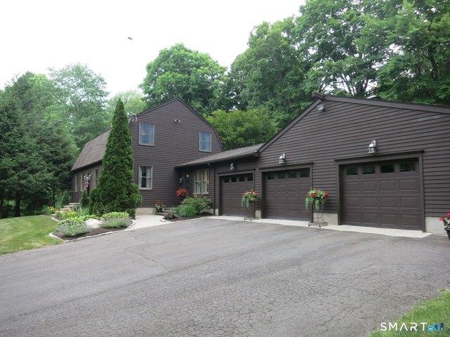 168 Waterhole Rd, Colchester, CT 06415