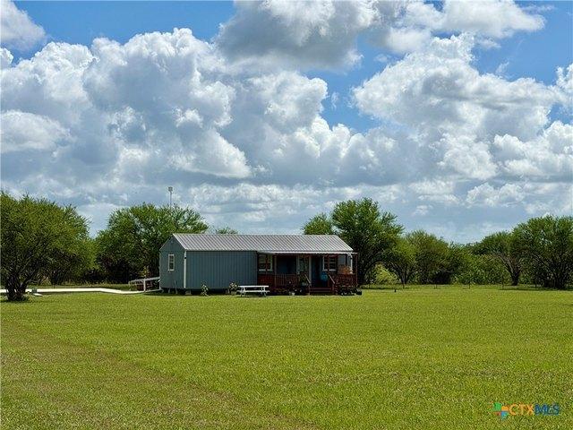 168 Weeping Willow Rd, Victoria, TX 77904
