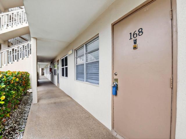 168 Wellington J, West Palm Beach, FL 33417 | MLS #R11161 | Compass