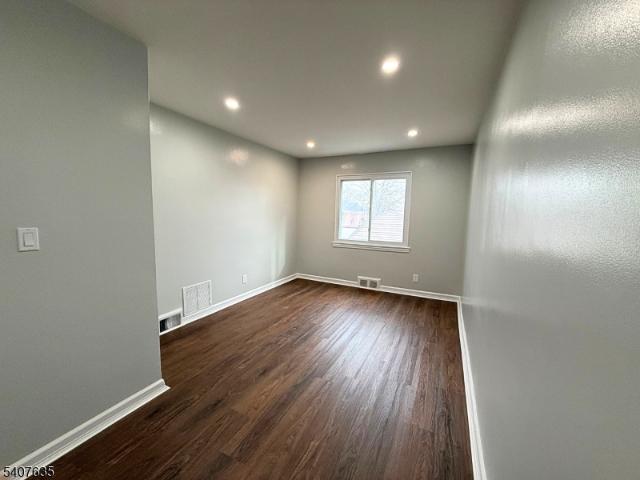 168 Tuxedo Pkwy # 1