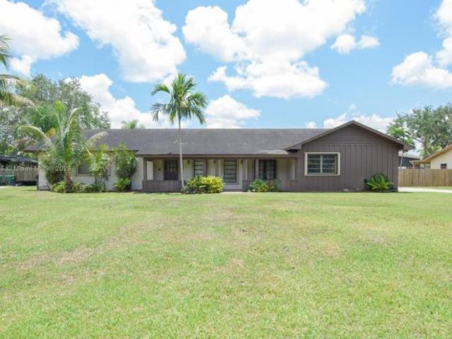 16940 276 St SW, Homestead, FL 33031