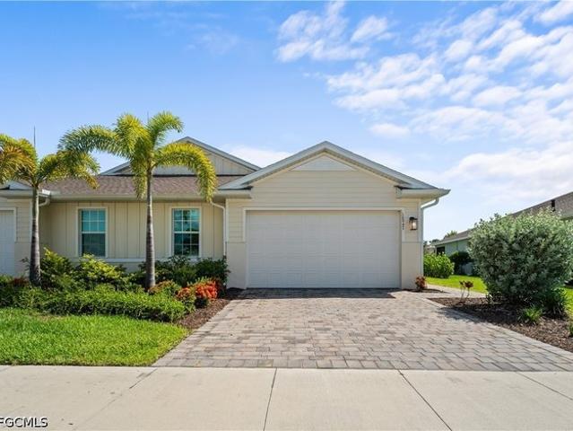 16947 Hawk Ct, Punta Gorda, FL 33982