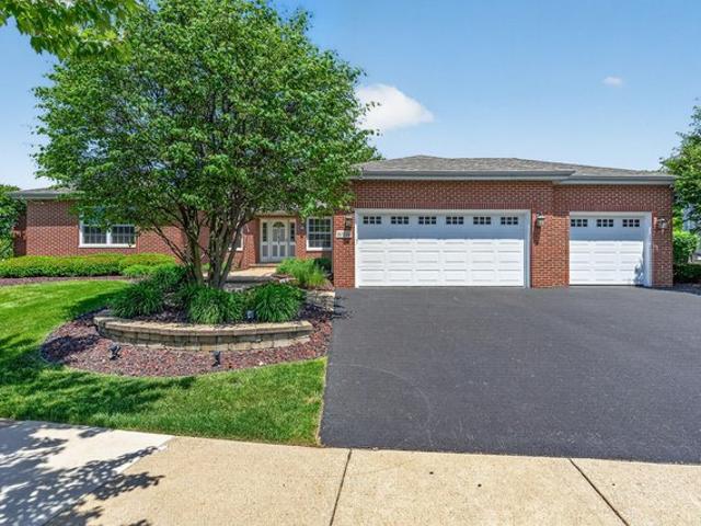16946 Mohican Dr, Lockport, IL 60441