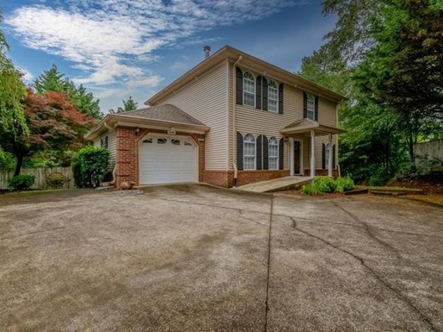 1694 Burnt Oak Dr Unit 208, Dalton, GA 30721