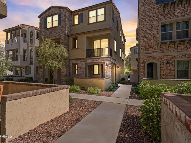 1694 E Hampton Ln, Gilbert, AZ 85295 | MLS #7020 | Compass