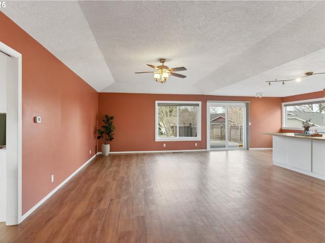1694 sunrise cir nw