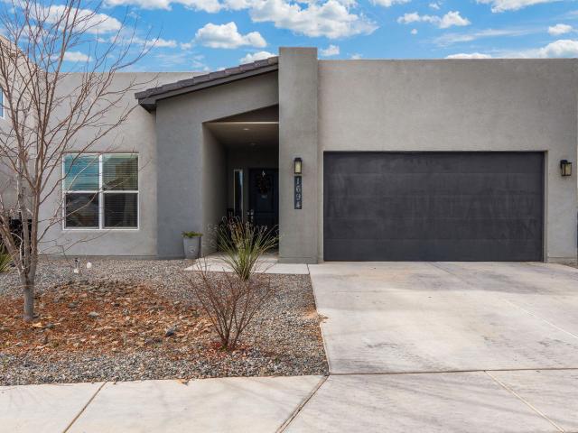 1694 Tesoro Loop NW