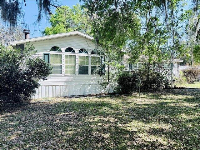 16955 SE 249th Ter, Umatilla, FL 32784