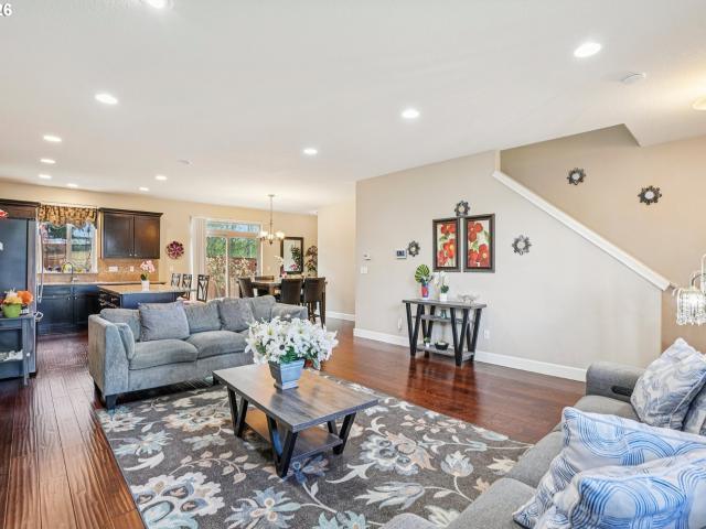 16958 sw kavitt ln