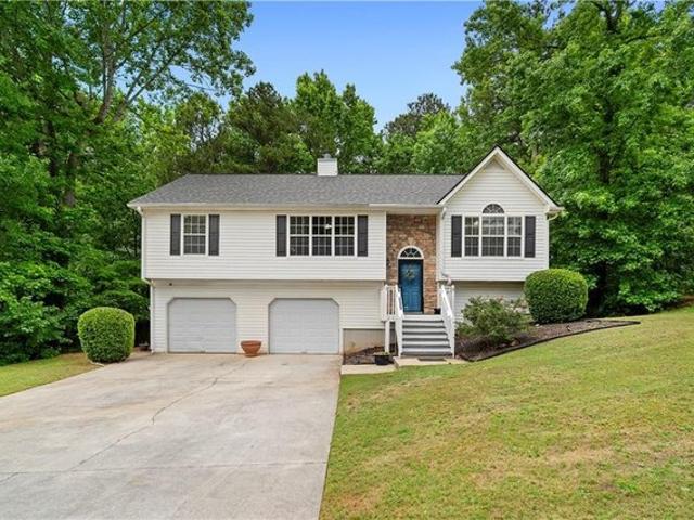 1695 Cedar Hl, Douglasville, GA 30134