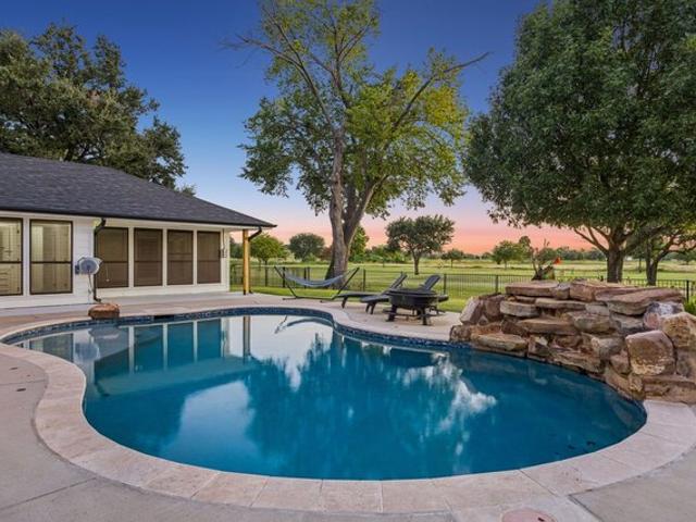 1695 Plummer Dr, Rockwall, TX 75087