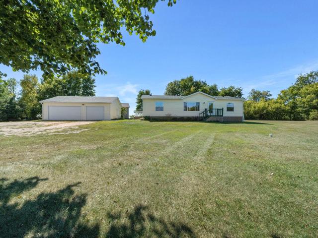 1695 Sunset Access Road SE