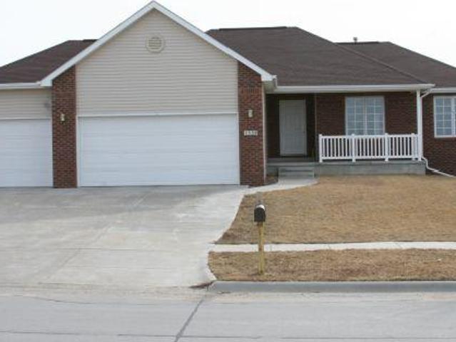 $1695 / 4br 1460ft² Like new ranch home with it all! 1539 Morton map