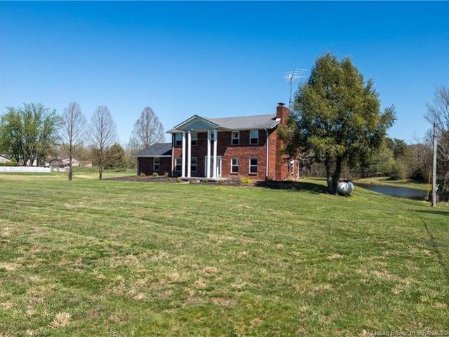 1696 N Shea Rd, Lexington, IN 47138