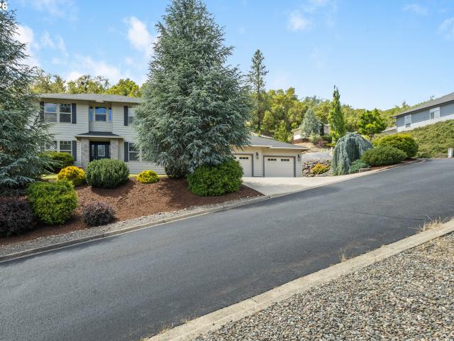 1696 ne ruby ct