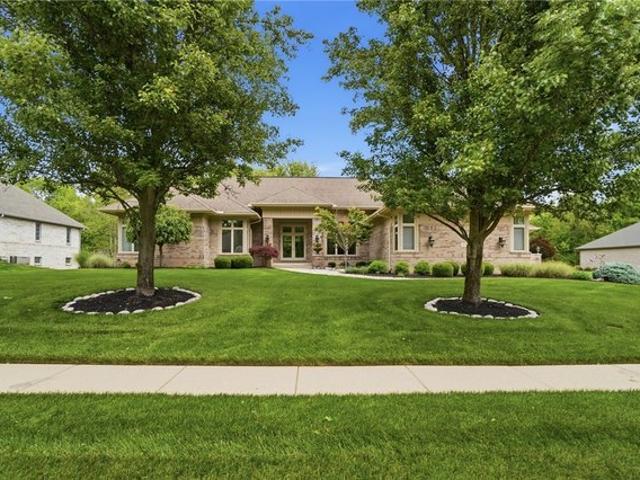1696 Fox Trl, Sugarcreek Township, OH 45305