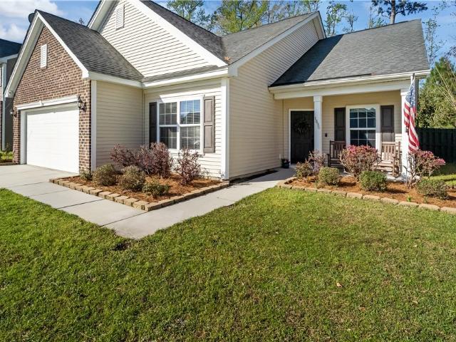 1696 Garden Hills Loop