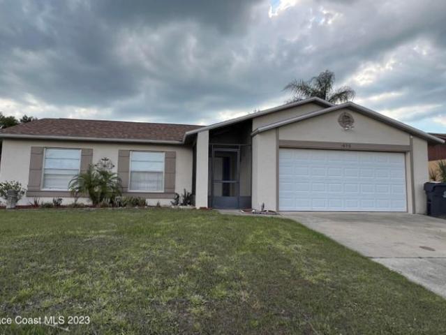 1696 Saratoga Dr, Titusville, FL 32796