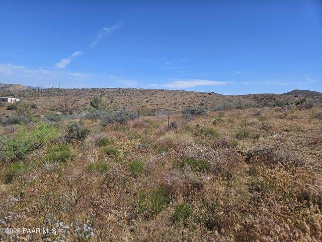 16977 S Madonna Rd, Mayer, AZ 86333