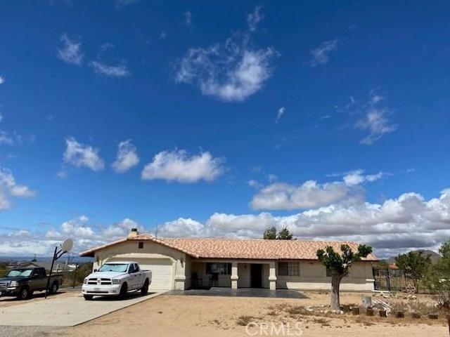 16976 Candlewood Rd, Apple Valley, CA 92307